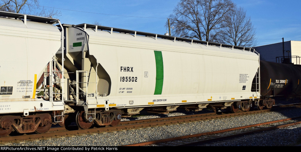 FHRX 195502 Flint Hills Resources 03-2012 built ARI 5250cf 4-gate centerflow covered hopper on ...